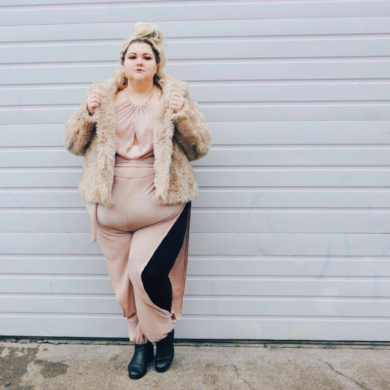12 Plus Size Babes Over a Size 24, That You Should Know!