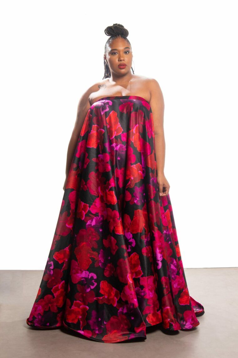 Courtney Noelle Drops their Holiday Collection featuring Shaina!