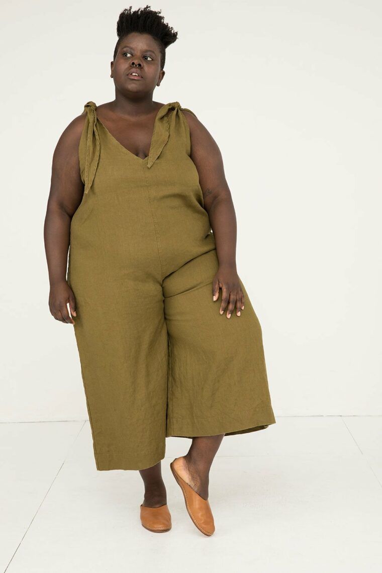 Simply Curvy: 5 Plus Size Minimalist Brands to Keep it Sleek & Chic
