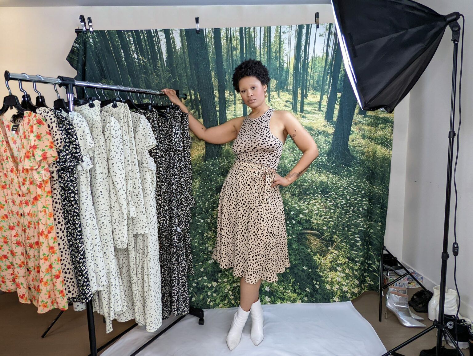 Christina Hendricks x Joanie Clothing Collection Brings Curves, Glamour ...