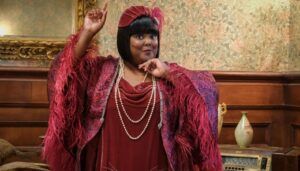 In Full Bloom with Danielle Pinnock | The Curvy Fashionista