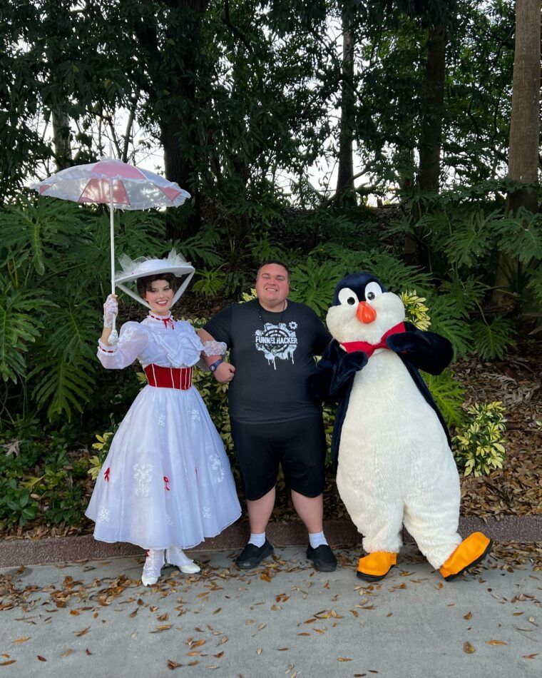 Fat Travel Tips Right on Time for Spring Break! | The Curvy Fashionista