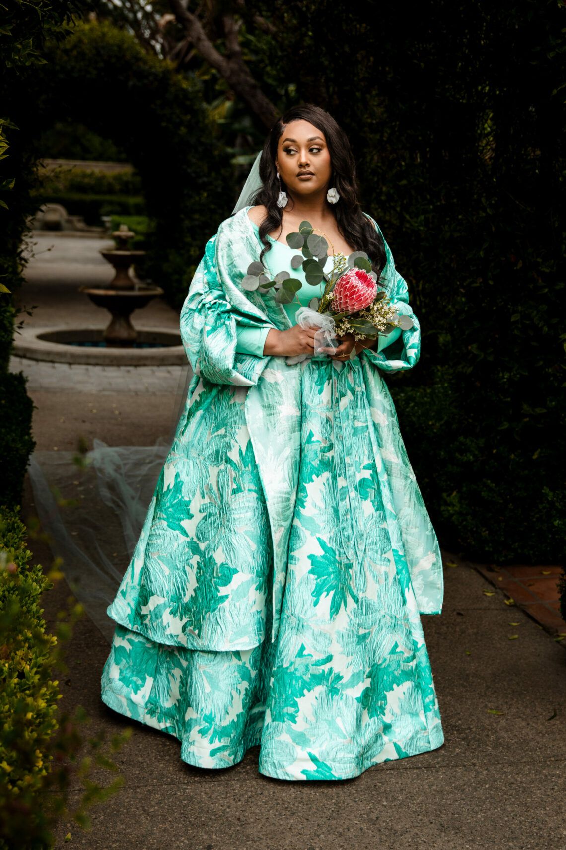 Non-Traditional Plus Size Wedding Dresses That Bring the Drama (and the ...