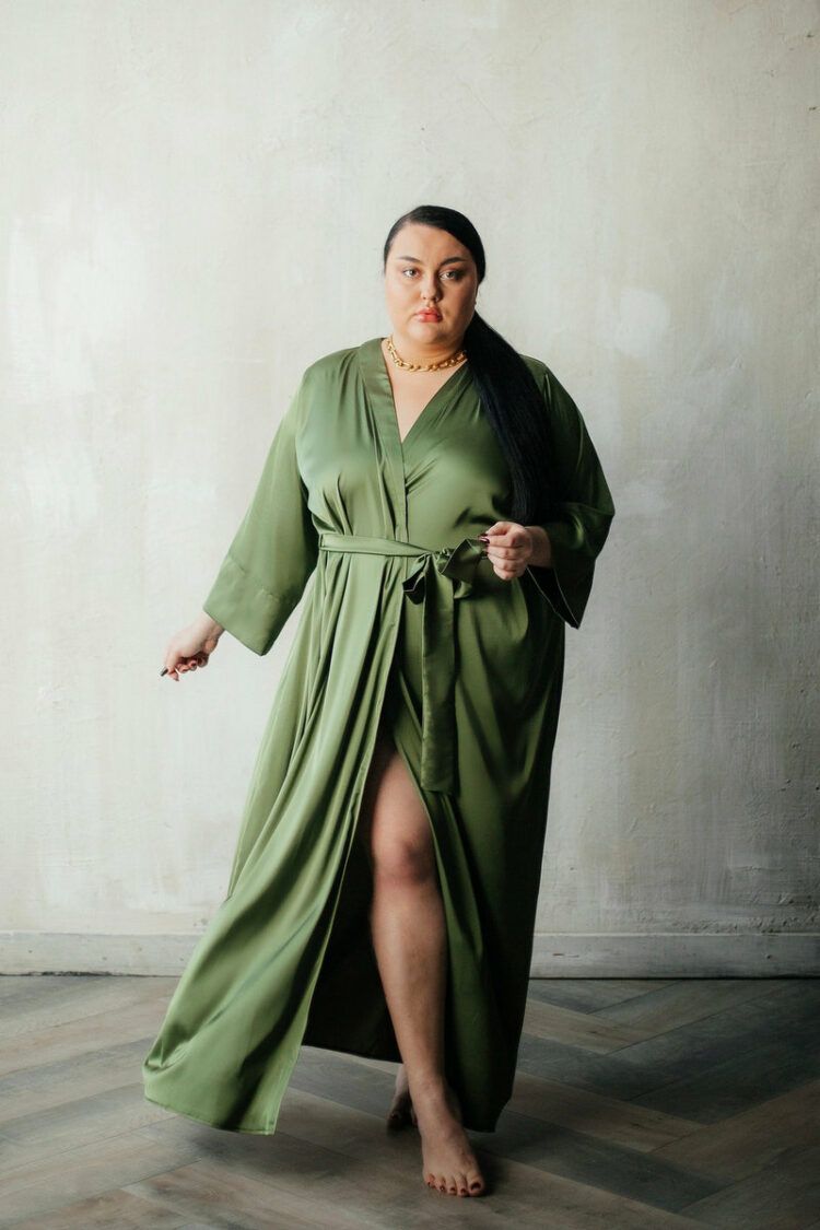 20+ Plus Size Robes for Maximum Summer Style & Comfort