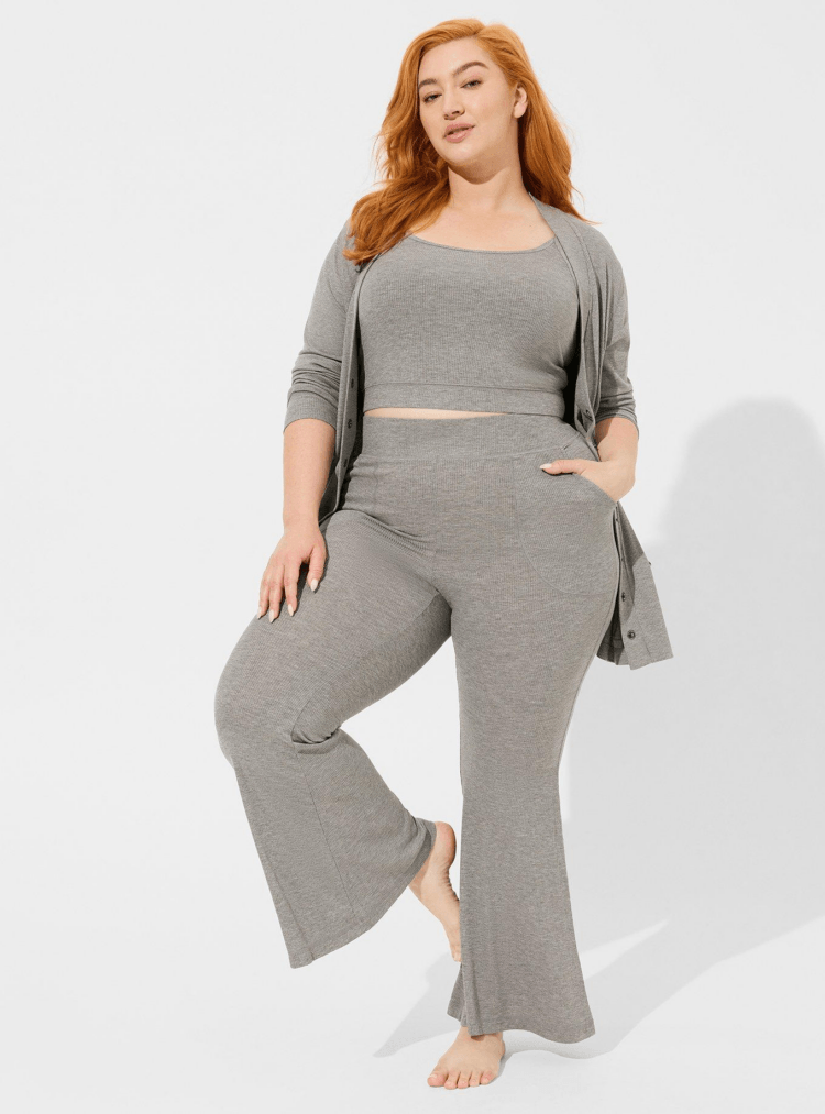 10 Cozy and Hella Soft Winter Plus Size Loungewear Finds!
