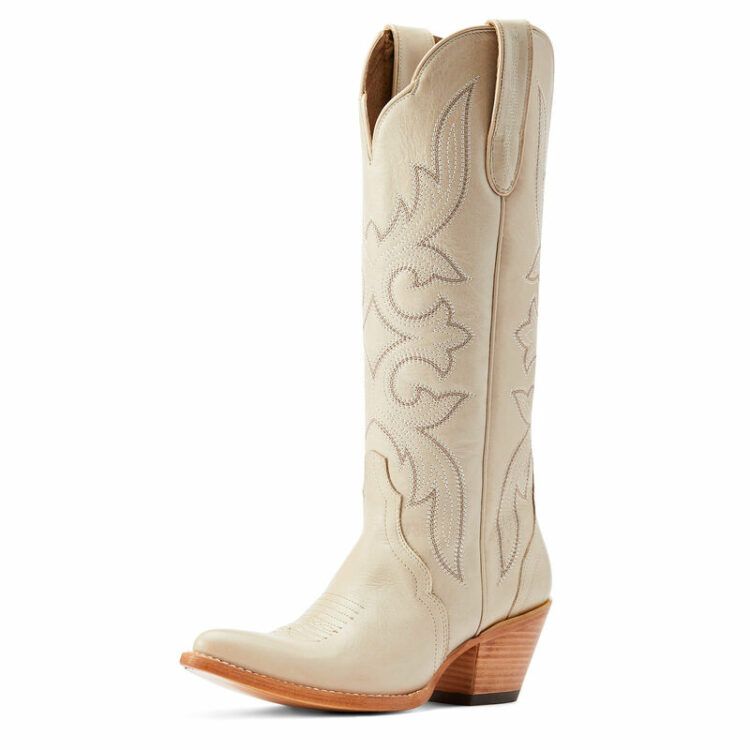 8 Wide Calf Cowboy Boots to Unleash Your Cowboy Carter