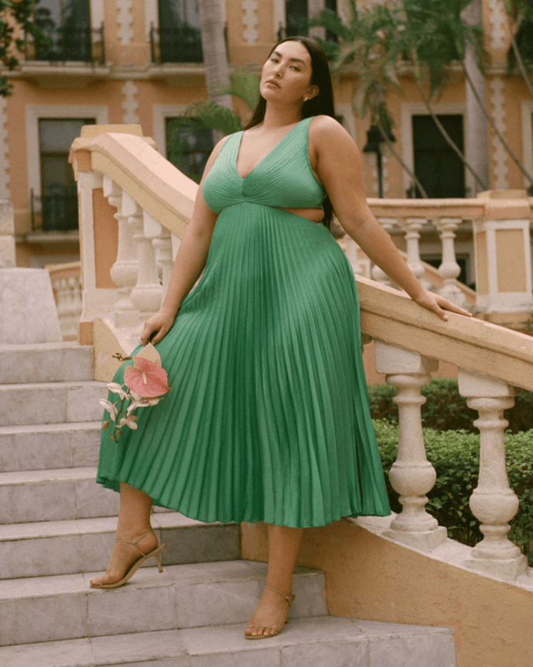 10 Plus Size Graduation Dresses You Need to See ASAP