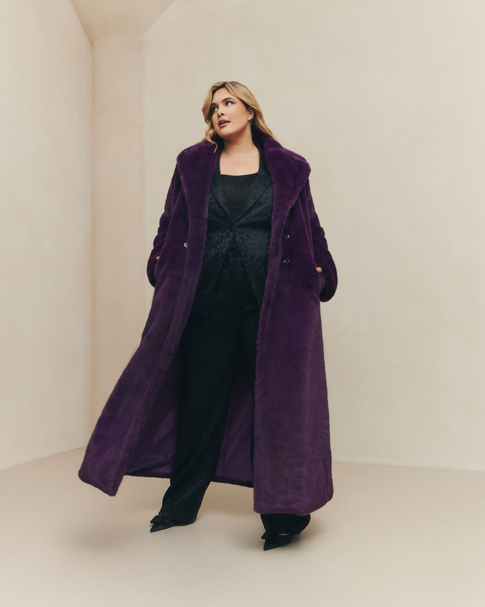 The Luxe Life: Your Ultimate Guide to Plus Size Faux Fur | The Curvy ...