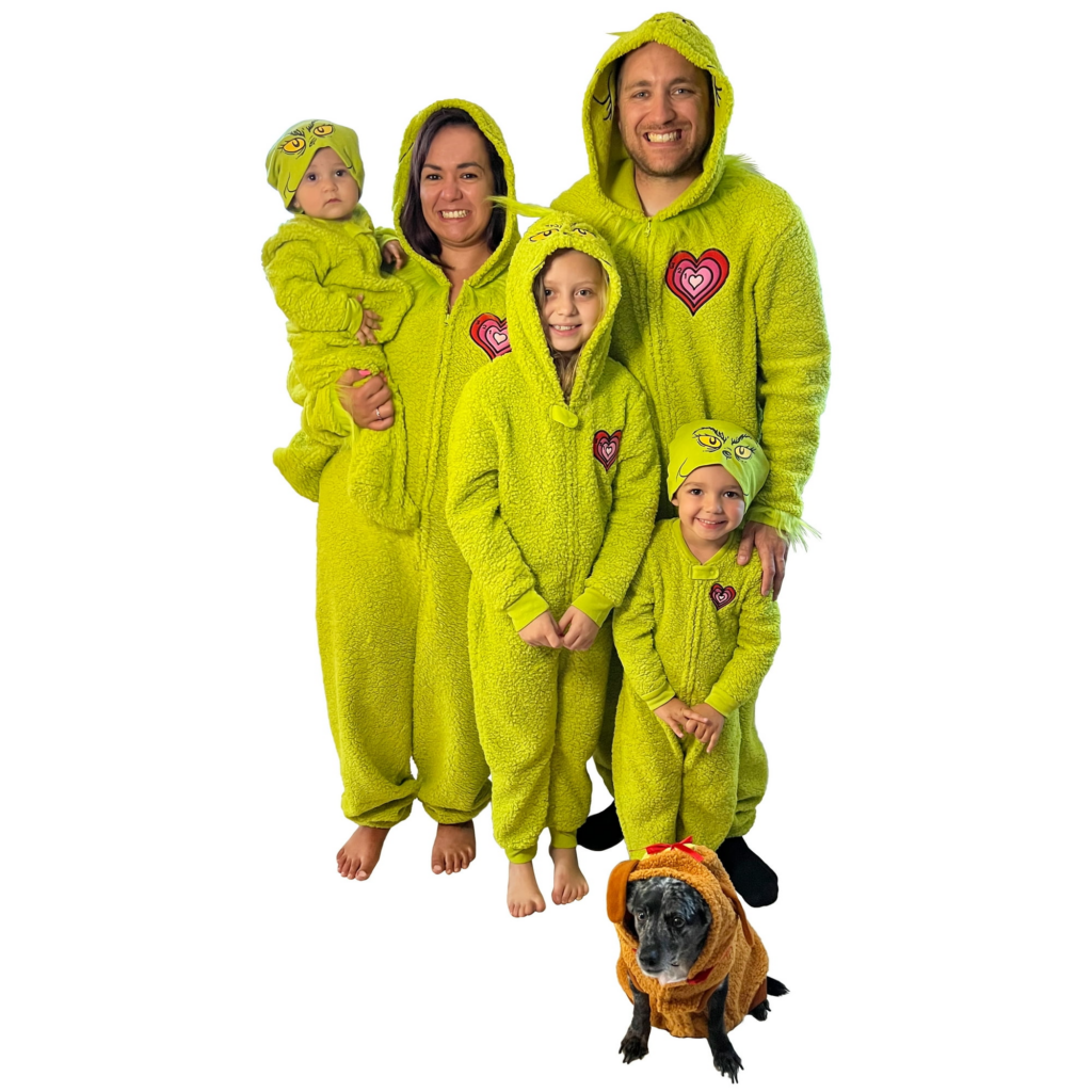 13 Places Where You Can Score Matching Plus Size Family Pajamas!