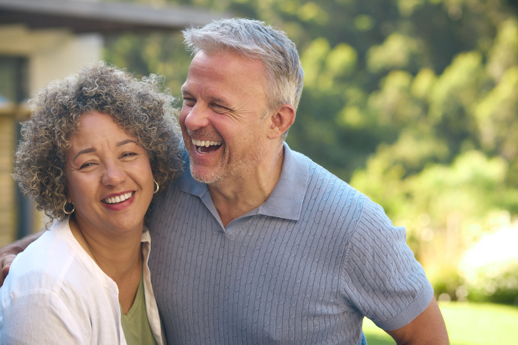 Dating Advice for Men Over 50: The Dos and Donts
