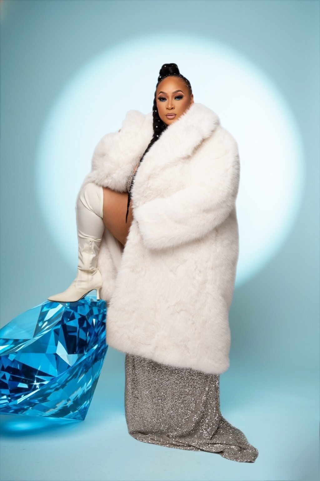 Monique Cartwright Is Claiming Space: A Plus Size Model Spotlight on ...