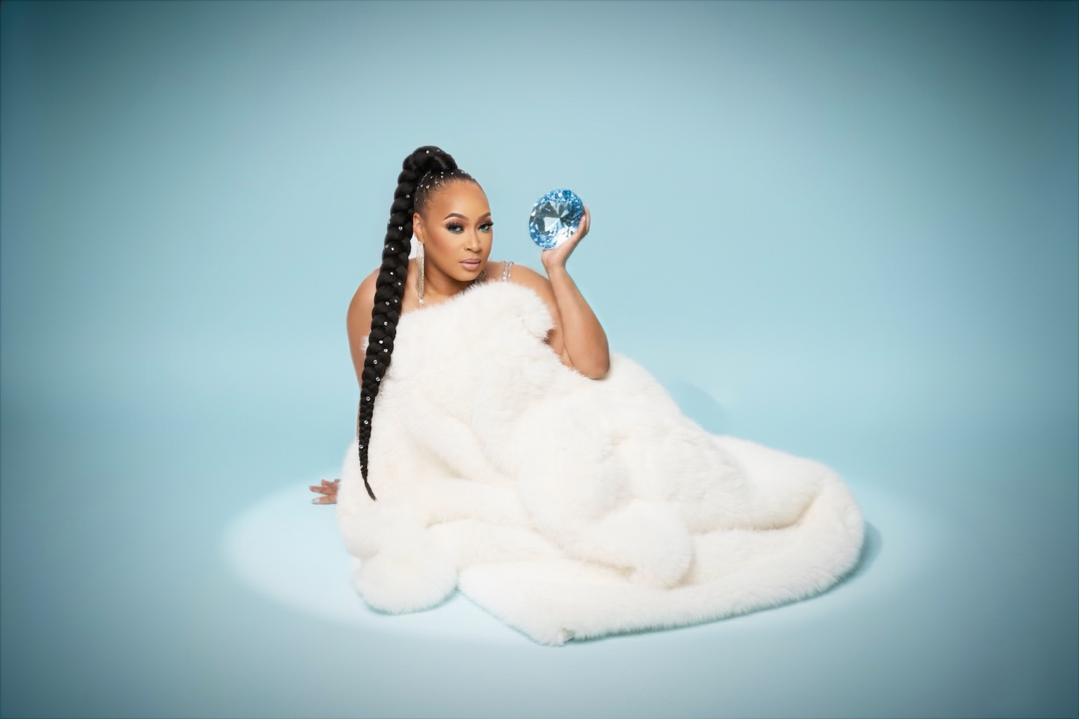 Monique Cartwright Is Claiming Space: A Plus Size Model Spotlight on ...